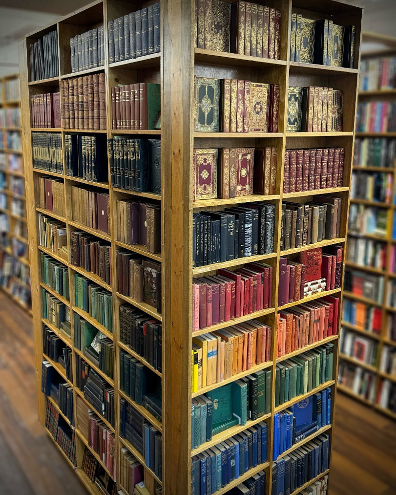 Russell Books – Used Books Victoria & Beyond